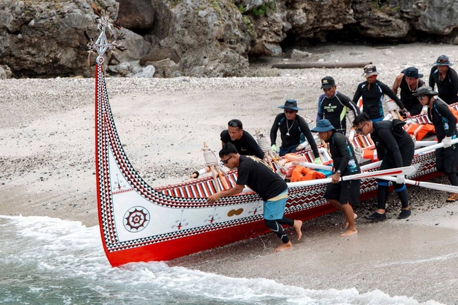 Austronesian boat sets sail on epic voyage to Philippines - Newswav