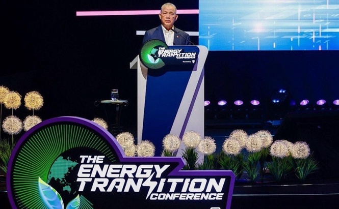 Fadillah warns of finite fossil fuels, global volatility and rising ...