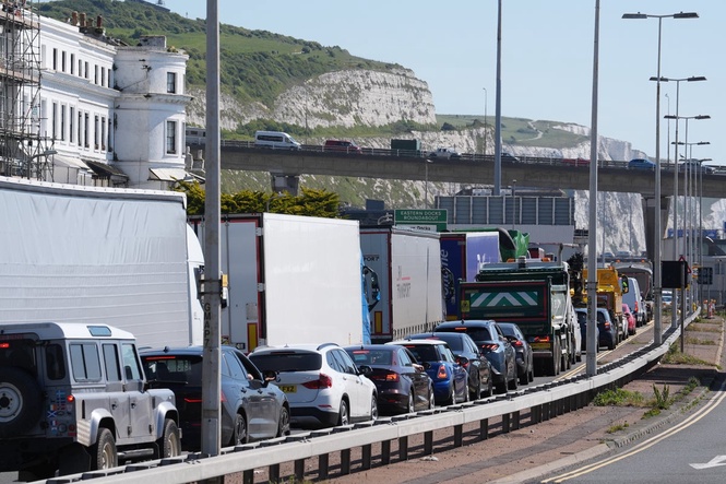 Warning over little-known licence rule that carries £1,000 fine - Newswav