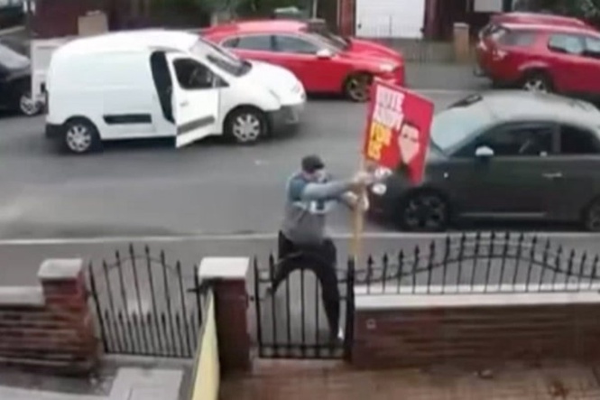 Andy Burnham by-election posters torn down in Makerfield - Newswav
