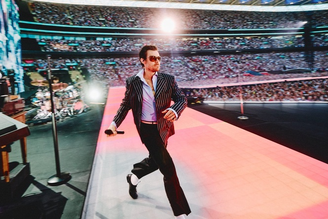 Harry Styles review: Pop star’s Wembley Stadium residency is a euphoric ...