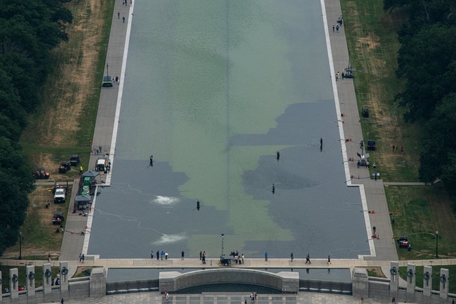 Trump-linked firm got $1.7M no-bid deal then the reflecting pool turned ...