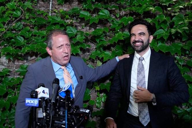Mamdani-backed challengers topple Democratic insiders in stunning New ...