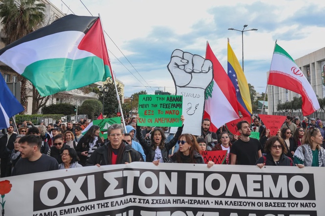 Thousands protest across Greece against US-Israeli war in Iran - Newswav