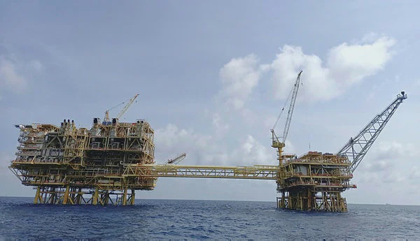 Malaysia maintains oil production quota for 2026 - Newswav