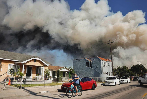 Los Angeles under state of emergency due to warehouse fire - Newswav