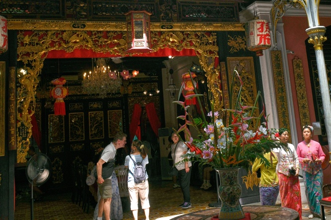 Tourists pour into Penang for long weekend getaway, hotel occupancy ...